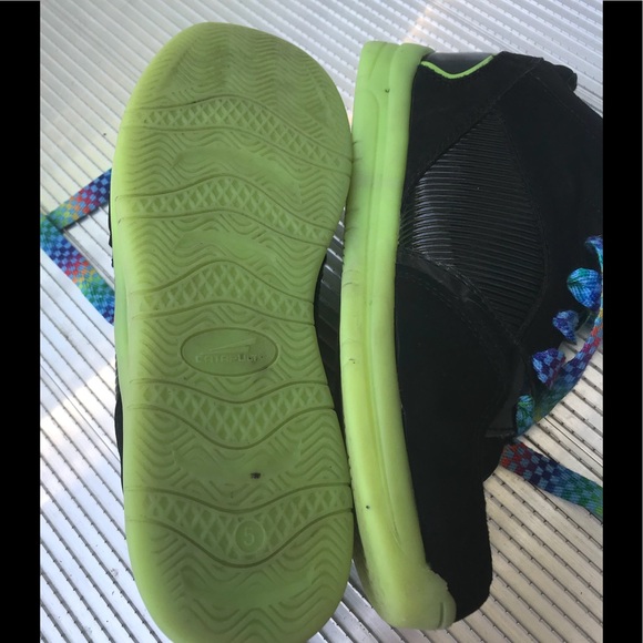 Catapult | Shoes | Catapult Boys Sneakers Black With Lights | Poshmark